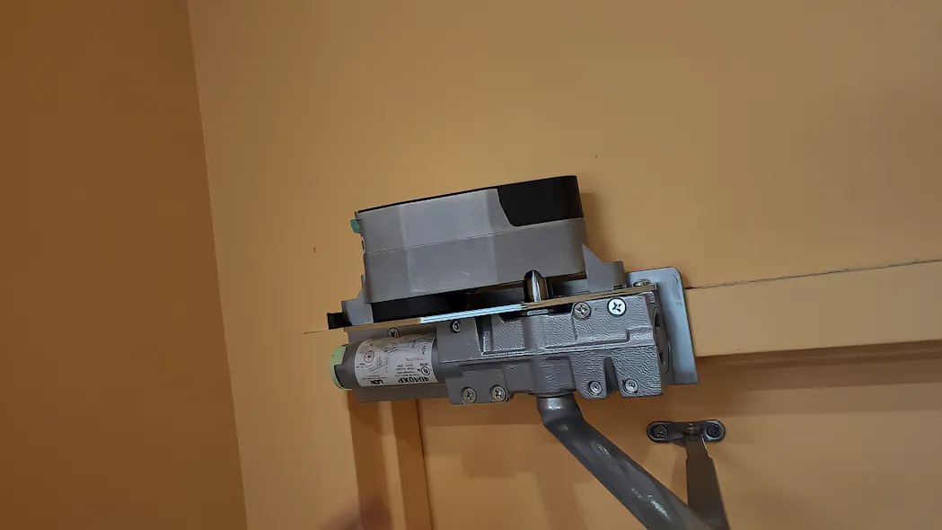LCN 6400 COMPACT Installation, Part 2 | Locksmith Ledger