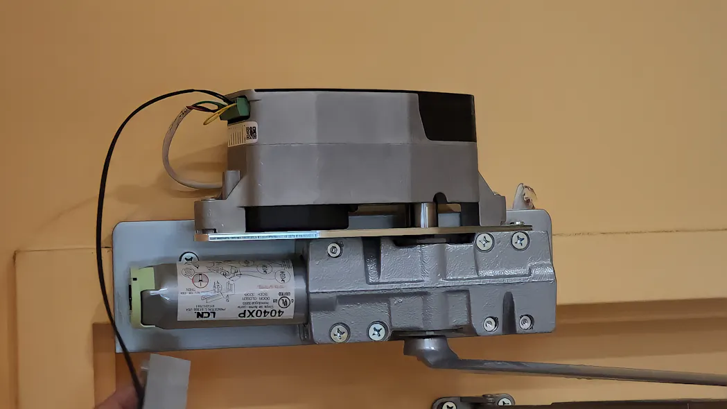 LCN 6400 COMPACT Installation, Part 2 | Locksmith Ledger